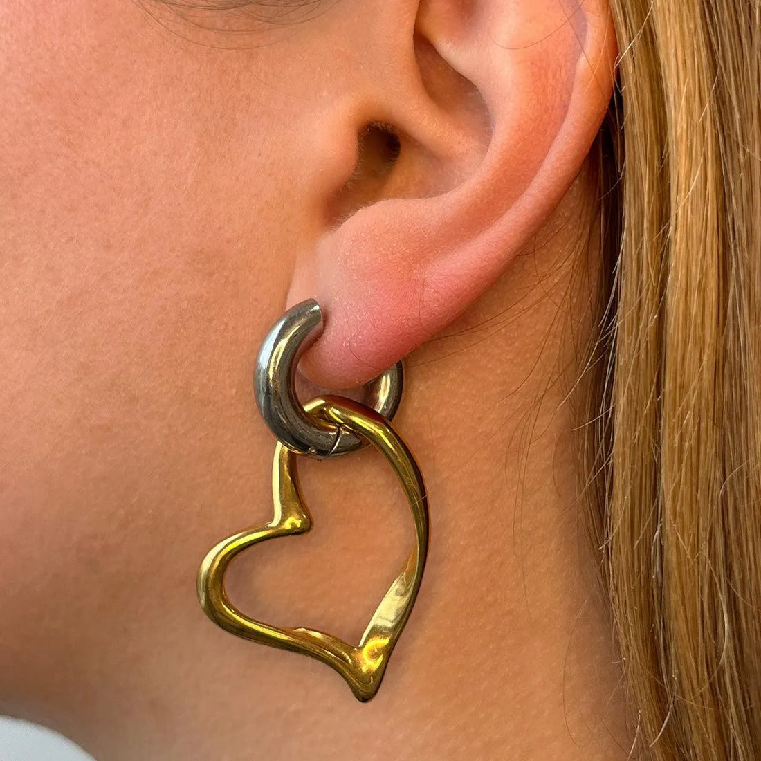 NOTTE Heavy Metal Heart Earrings - At Present Jewelry